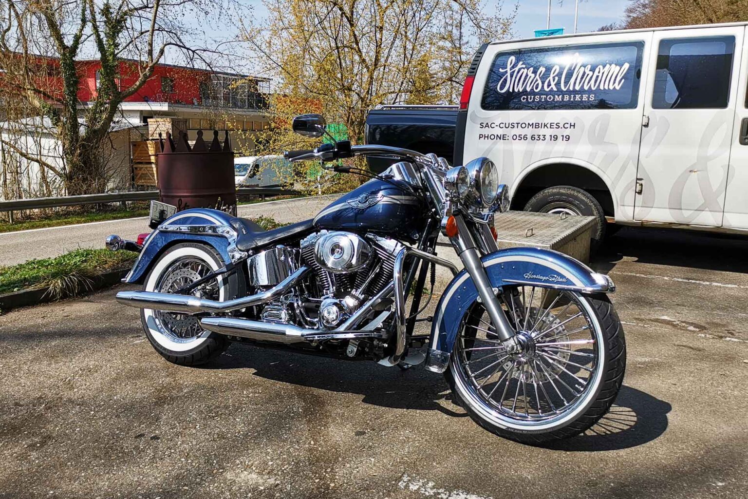 Harley-Davidson Softail Heritage DELUXE - Custombike und Harley ...