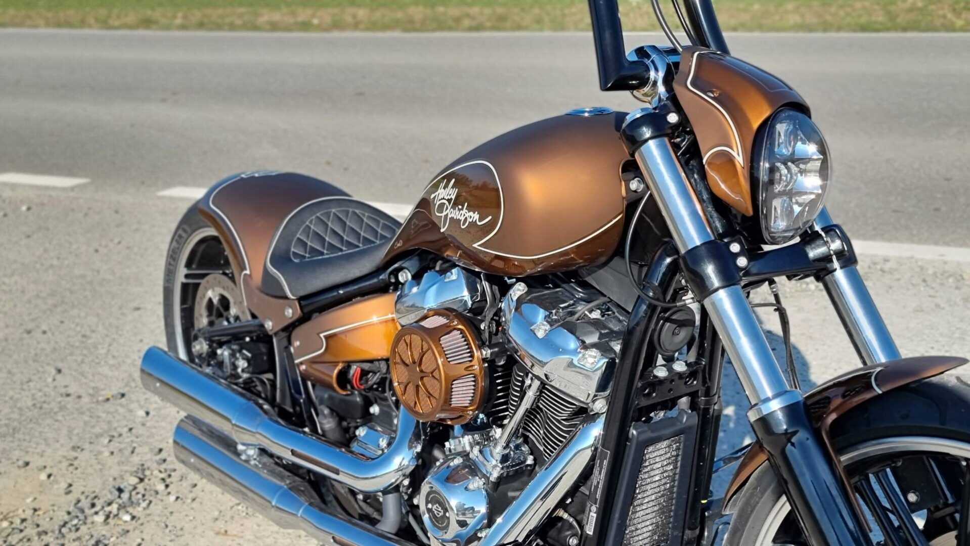 M8 Breakout Umbau - Custombike und Harley-Davidson Werkstatt Aargau